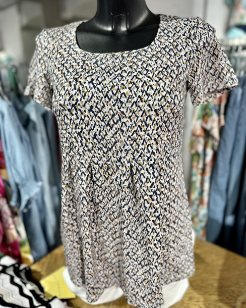 Känsla och Smak - Kläder för kvinnan mitt i livet